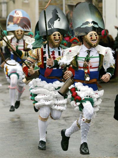 Es carnaval, y el diablo anda suelto por todas partes