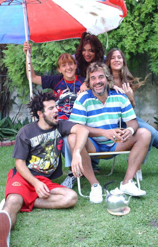 "Los Roldán" debutó con alto rating