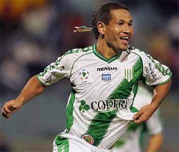 Banfield ganó 2 a 0 y avanza en la Copa