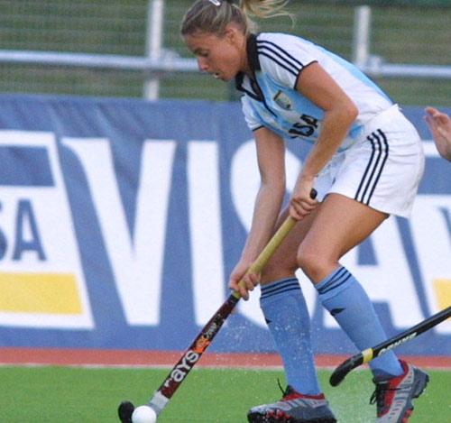 El teléfono sonó y Ayelén Stepnik volvió a Las Leonas