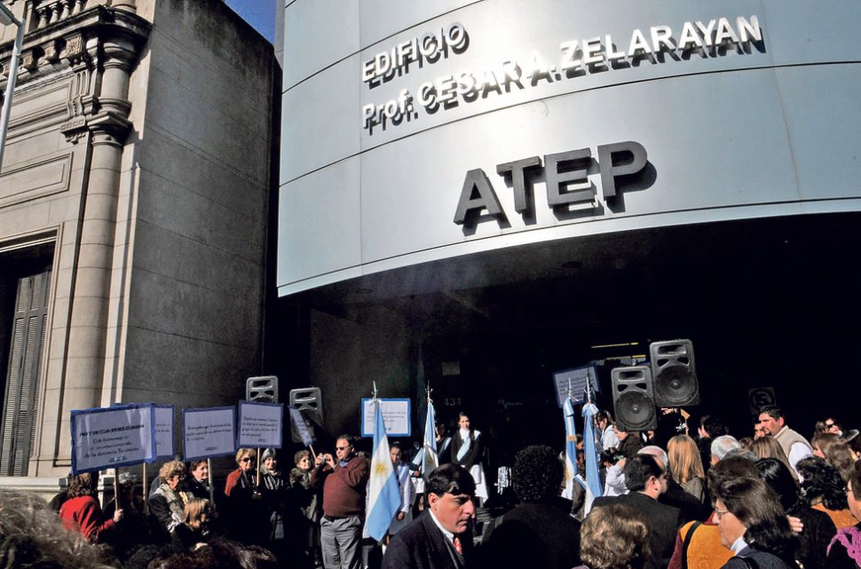ATEP homenajea a Zelarayán