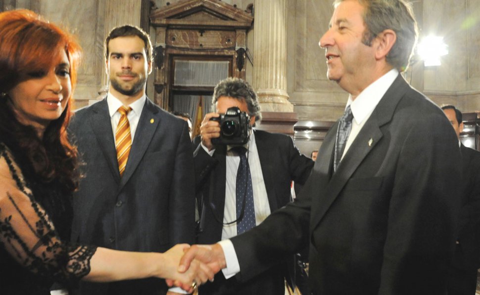 Cobos dijo que sintió un "alivio terrible" tras la jura de Cristina