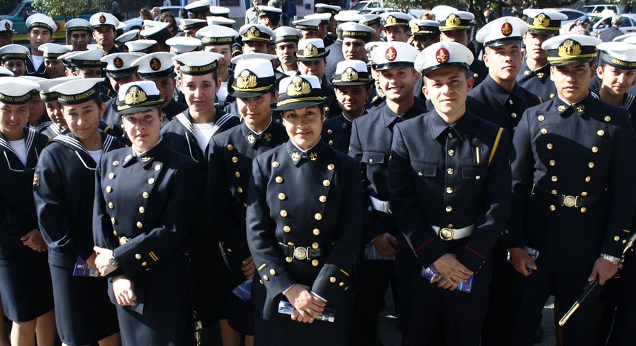 Los uniformes azules inundaron las calles céntricas