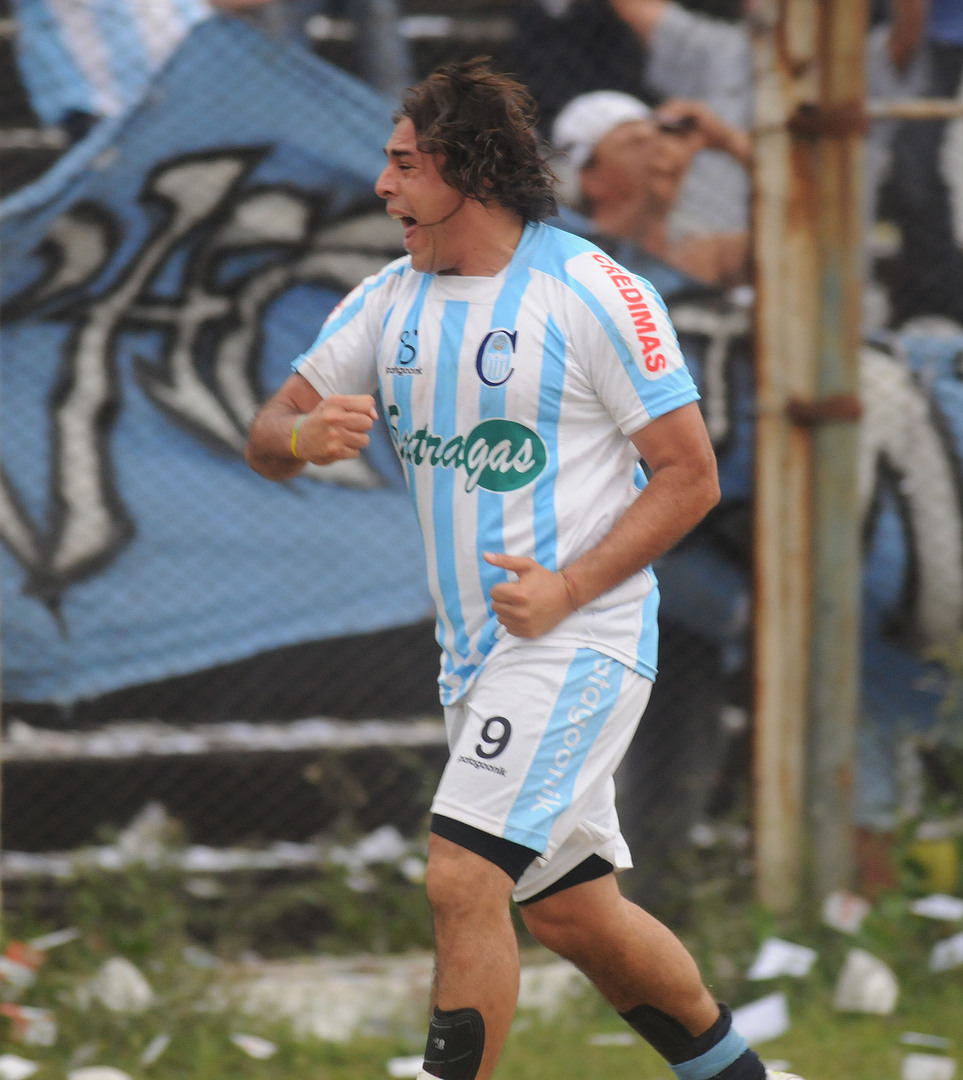 Robles se recuperó de la lesión y jugará