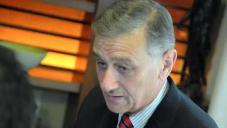 Binner partió a París para festejar con Hollande