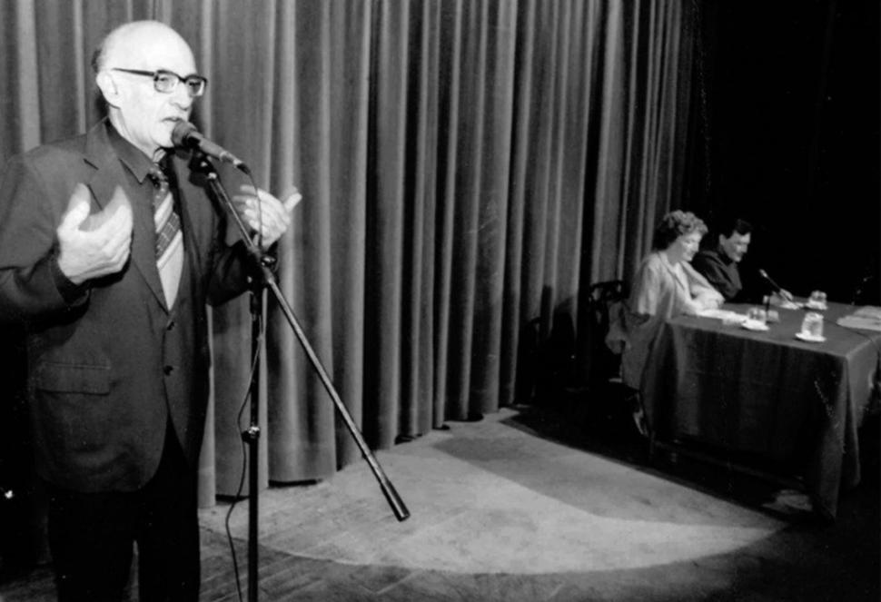 Carlos Grande y sus 53 años en el folclore