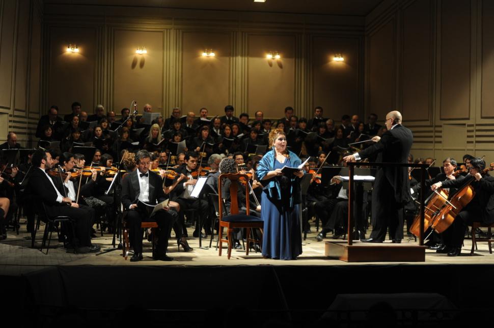 Un mar encrespado, descripto con gran despliegue musical