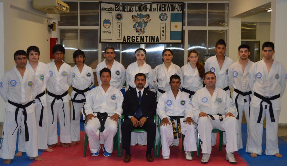 La última promoción del año de las escuelas Chong-Ji de Taekwondo