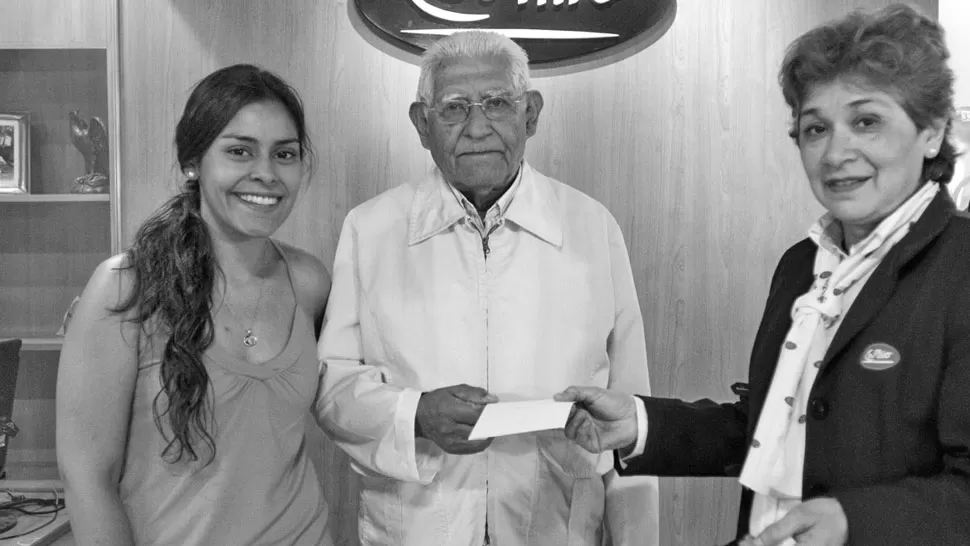 Se llevaron sillas nuevas de Castillo para recibir el 2014