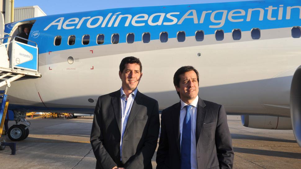 Aerolíneas Mostró Su Nuevo Boeing 737 800