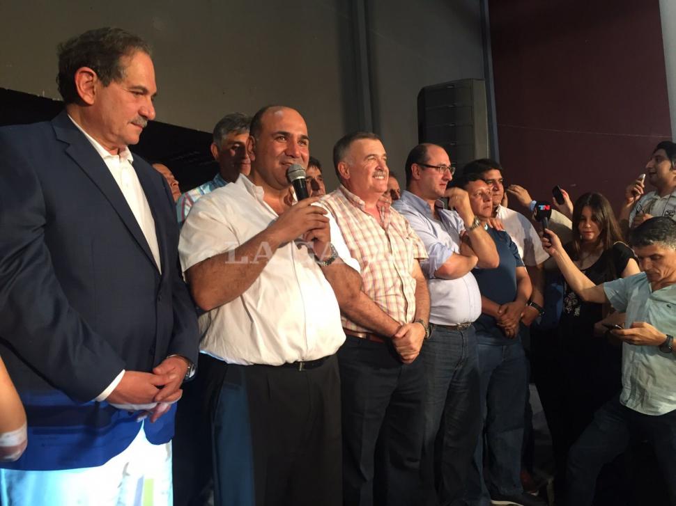 Manzur dijo que se comunicó con Macri Manzur dijo que se comunicó con Macri