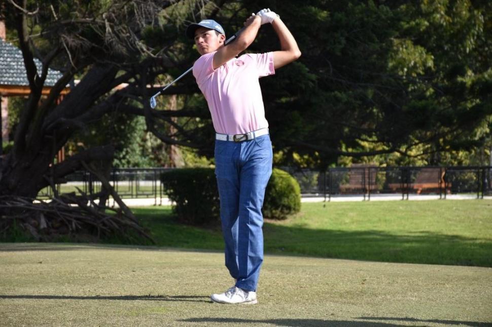 Contini abrió sobre el par en República Dominicana