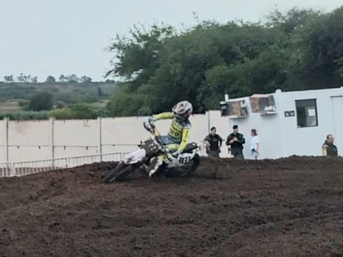 El tucumano que corrió la fecha del Mundial de motocross tuvo que ...
