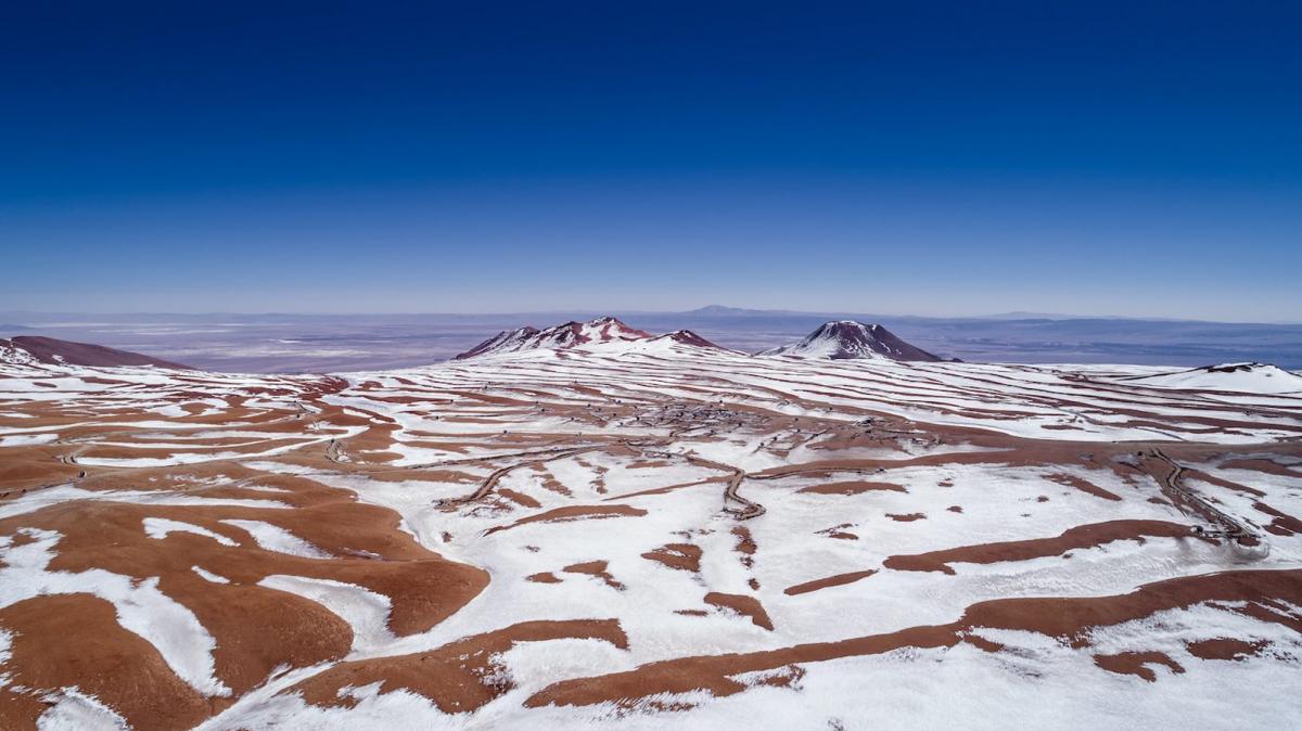 Cayó nieve en el desierto más seco del mundo en Chile: las impactantes ...