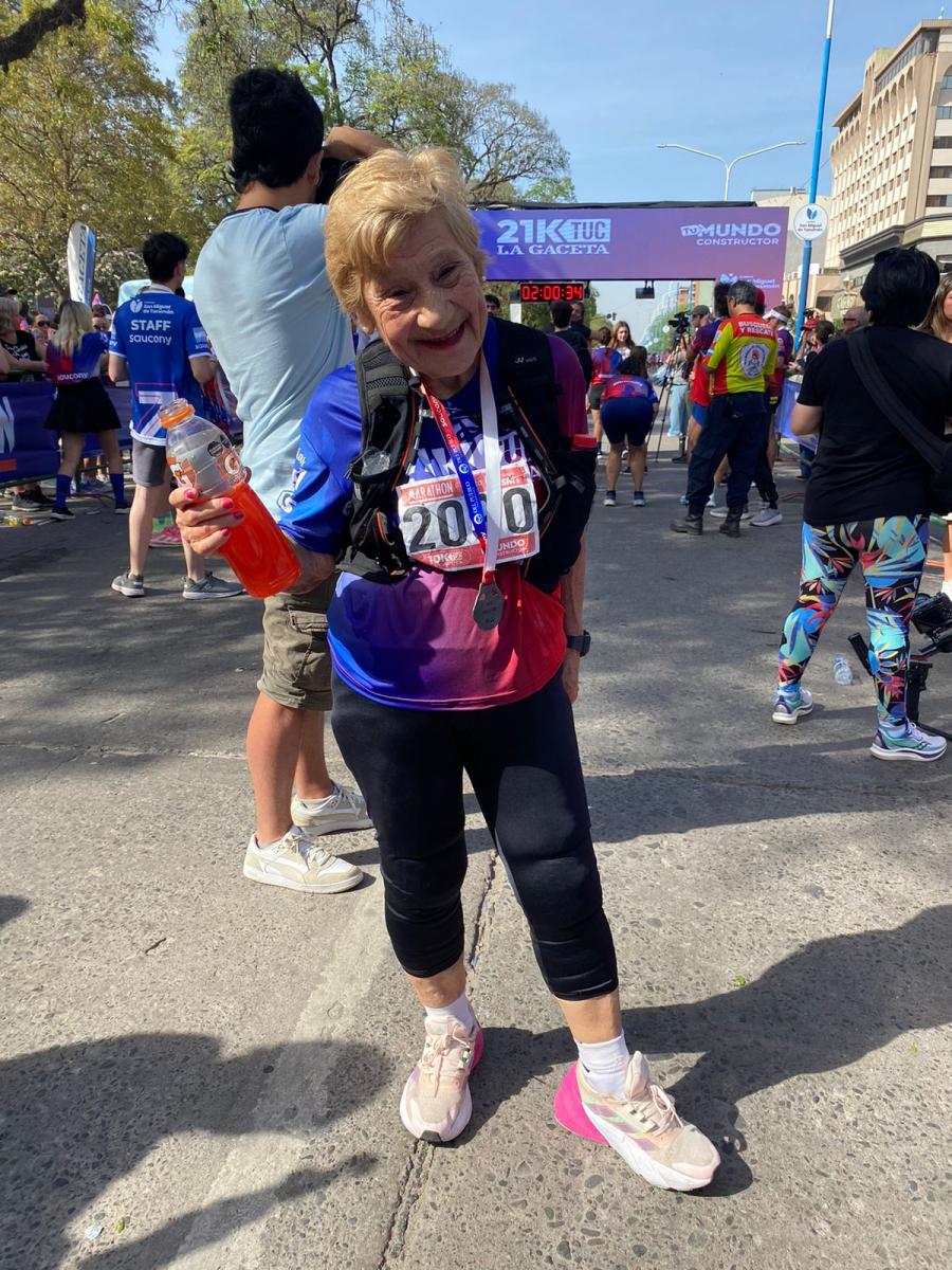 Irma, la corredora que inspira a sus 86 años, fue la gran protagonista ...